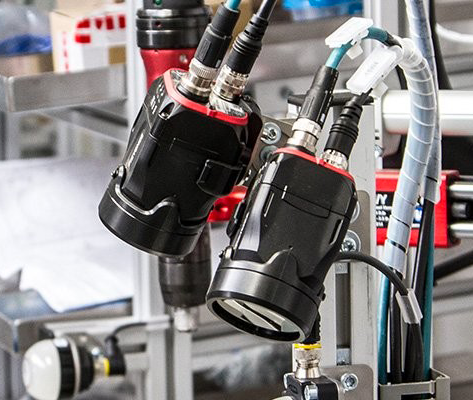 Průmyslová automatizace TRYSTOM | Robotizace, linky, stroje